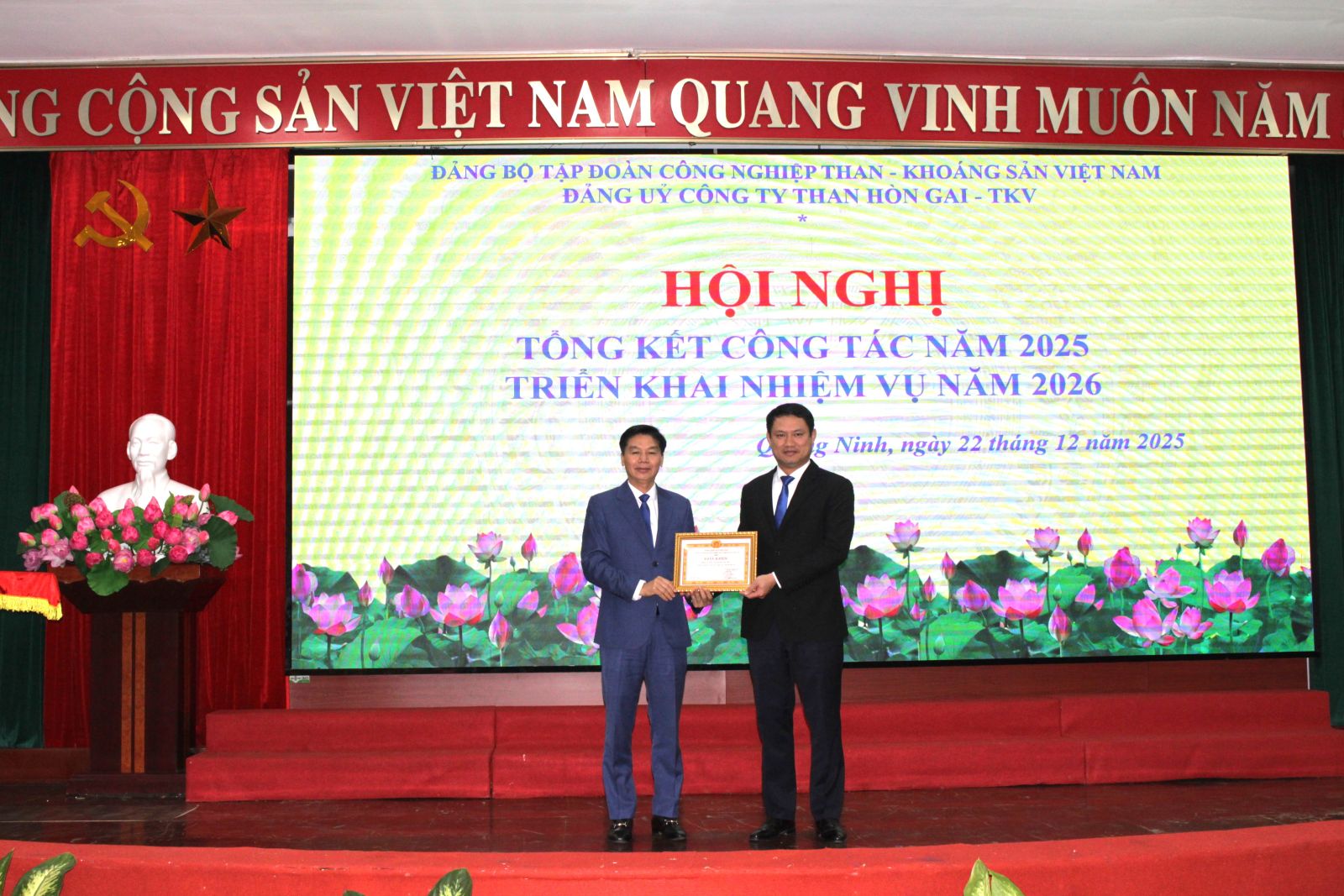 Đảng ủy Công ty Than Hòn Gai - TKV lãnh đạo hoàn thành xuất sắc nhiệm ...