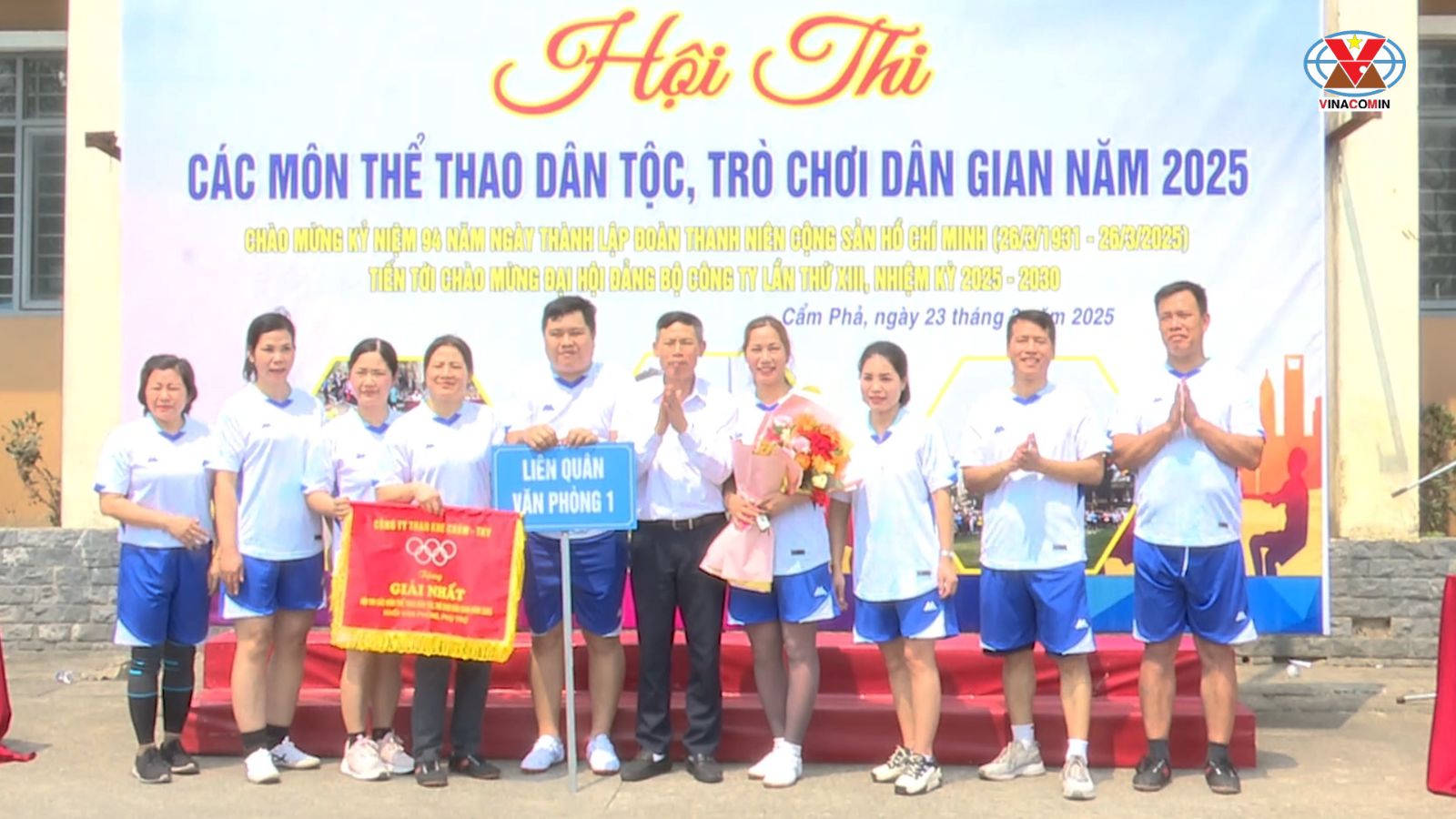 Than Khe Chàm sôi nổi Hội thi các môn thể thao dân tộc và trò chơi dân ...